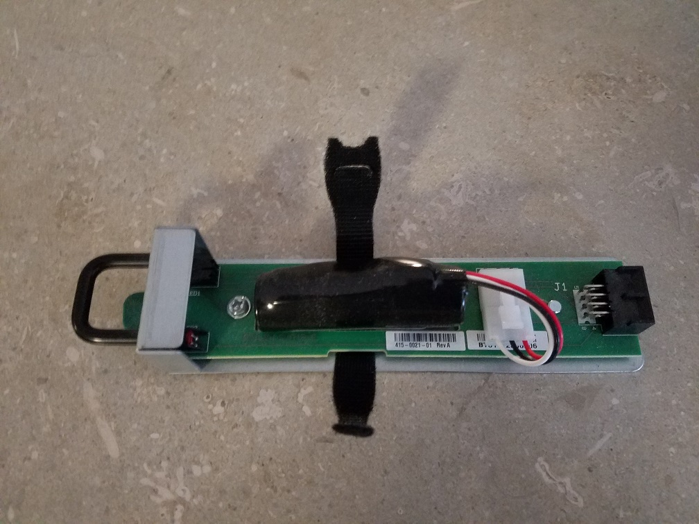 Isilon: Battery replacement in nodes with battery tray | Dell Canada