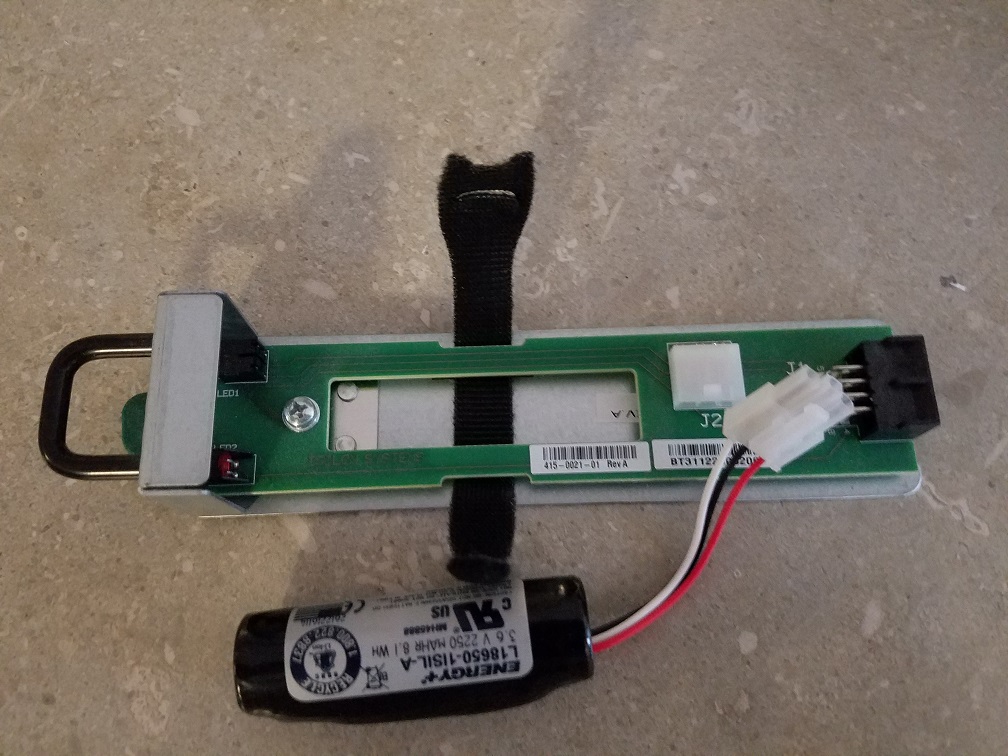 Isilon: Battery replacement in nodes with battery tray | Dell US