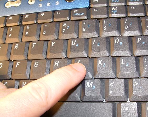 Cómo volver a insertar la tecla cuando una tecla se cae del teclado de ...